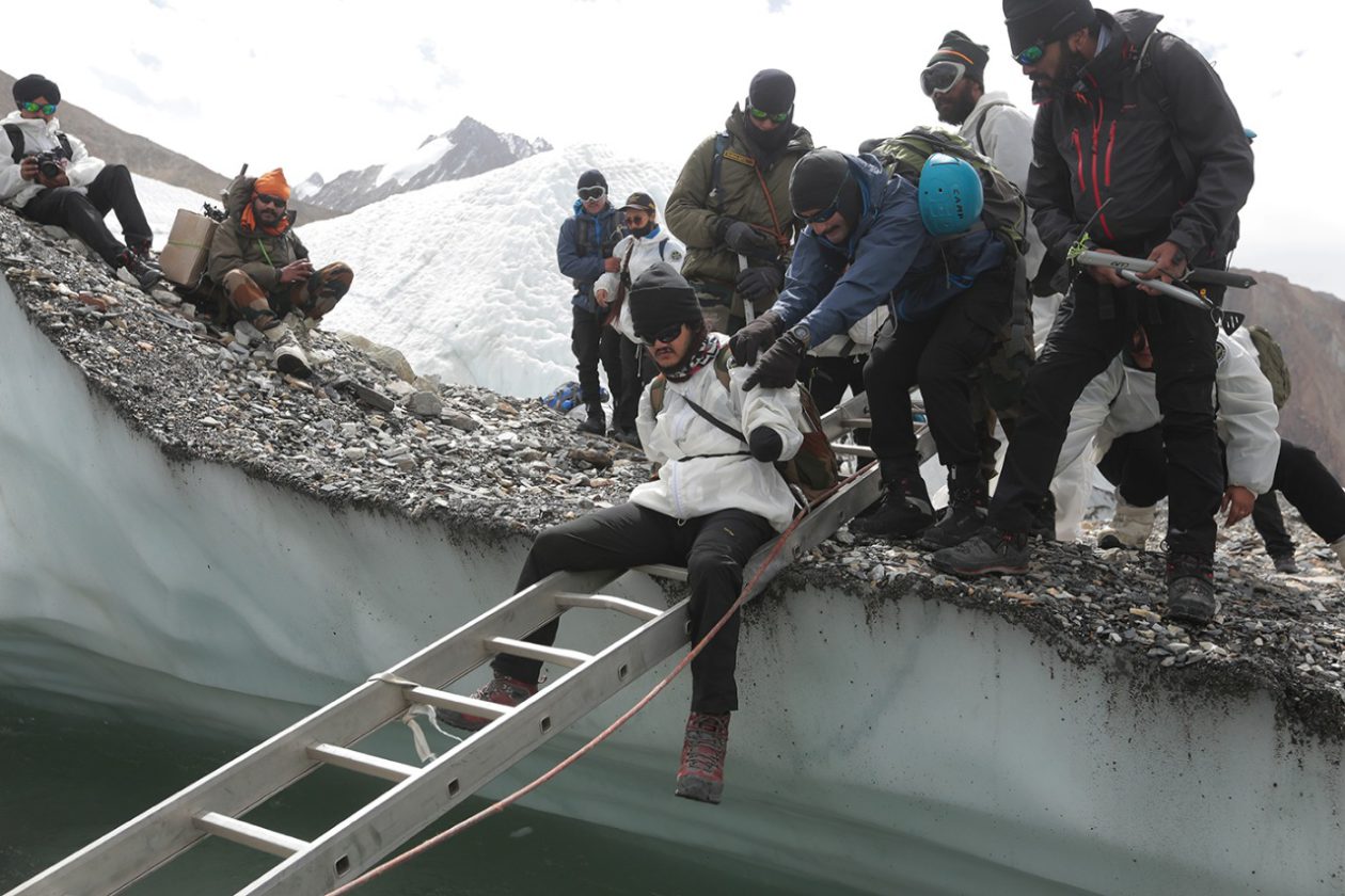 Eight Bravehearts with disabilities scale Siachen Glacier to make World ...