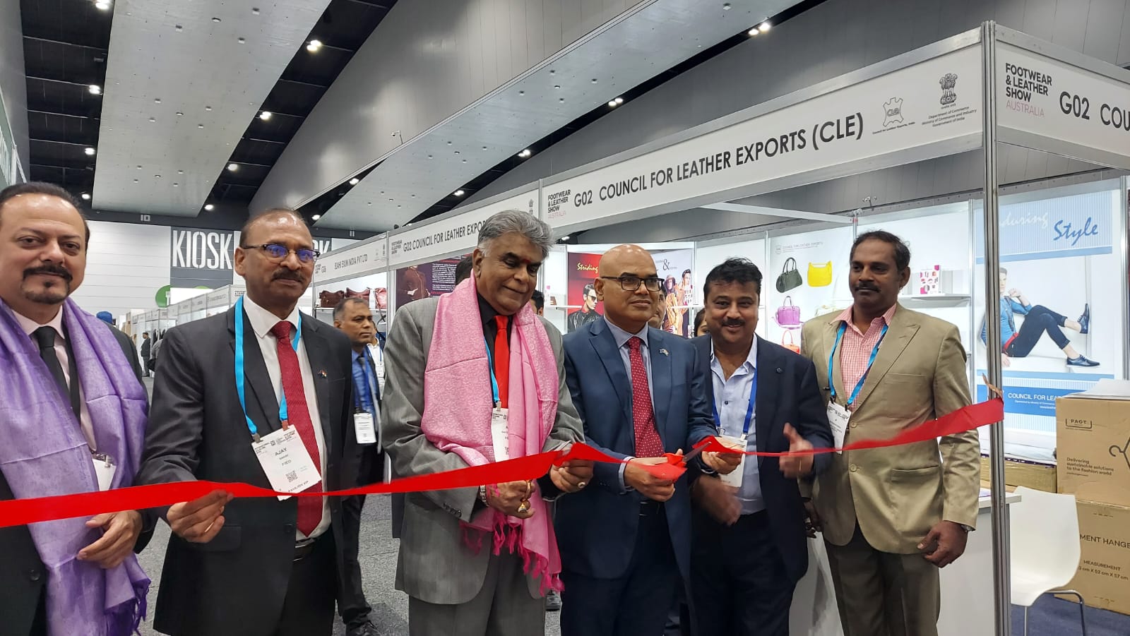 Over 140 Indian exhibitors showcased handloom and leather products in ...