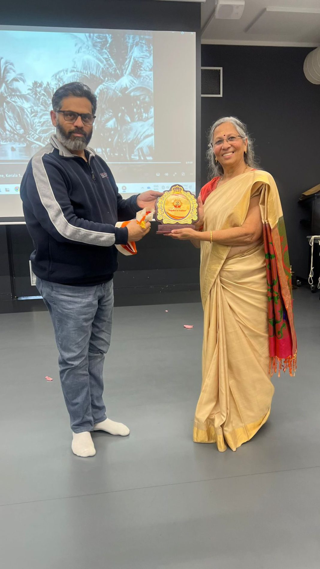 Young Indian-Australian leaders embrace Hinduism’s ‘sewa’ spirit at ...