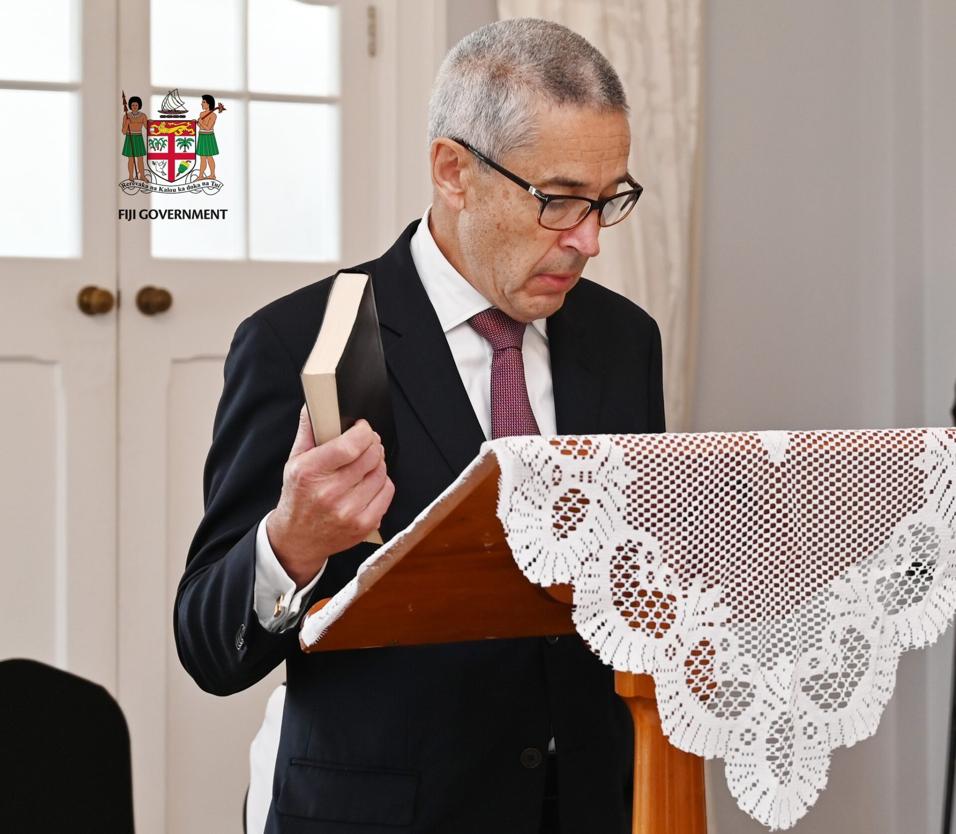 Former Australian High Court judge Geoffrey Nettle sworn in as new ...